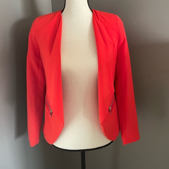 H&M | Jackets & Coats | Red Blazer From Hm Super Cute And Vibrant Color ...